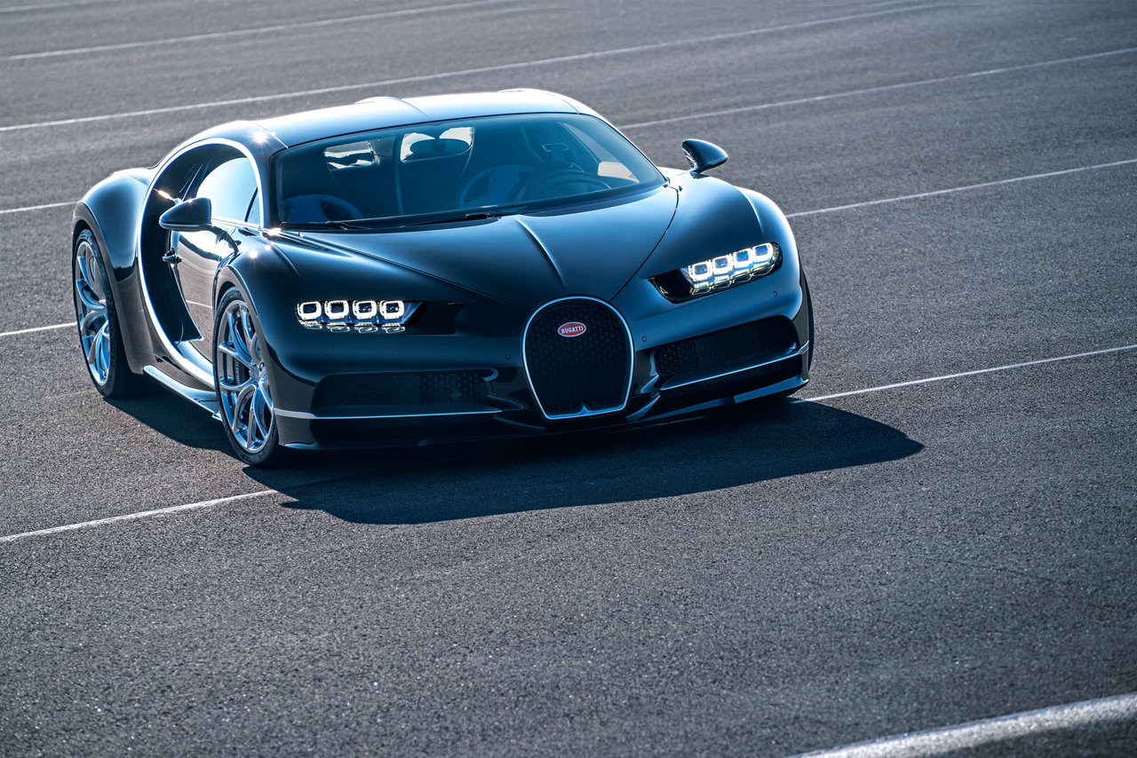 Bugatti Chiron, svelata la sua vera ed incredibile velocità massima [FOTO]