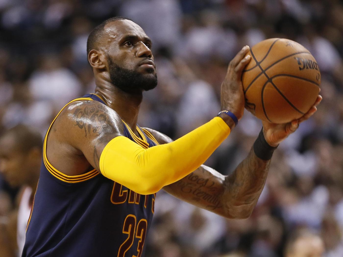 NBA - LeBron James parte da playmaker e rivoluziona il concetto di all ...
