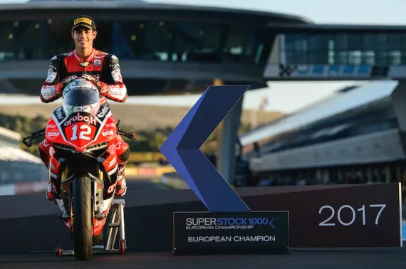Grande festa per Michael Rinaldi: il pilota vince il titolo Europeo ...